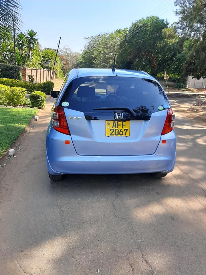 Honda Fit New Shape Clean Car For Sale - SAVEMARI