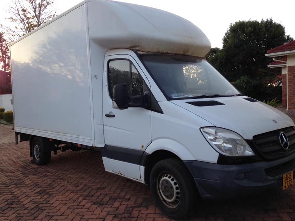 Mercedes Benz Boxed truck Commercial Van For Sale - SAVEMARI