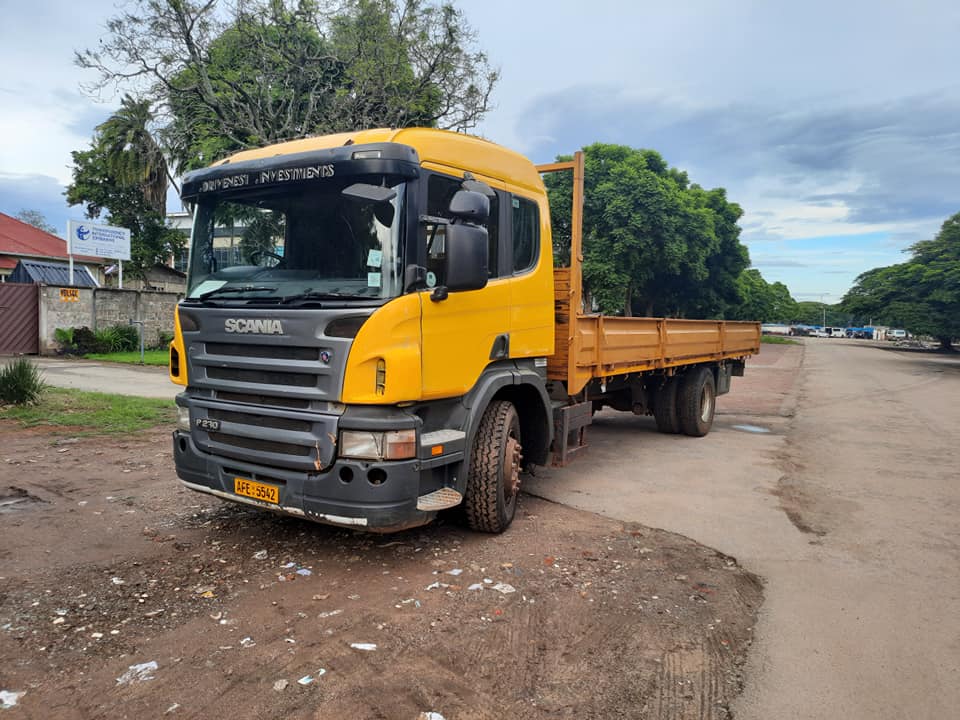Scania p230 8speed manual Commercial Truck For Sale - SAVEMARI