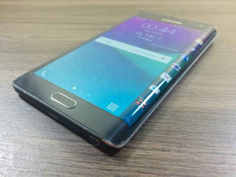 Samsung Galaxy Note Edge Boxed Smart Cell Phone For Sale - SAVEMARI