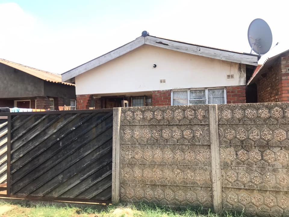 Kuwadzana Extension 5 Rooms House For Sale SAVEMARI Kuwadzana Extension 5 Rooms House For Sale SAVEMARI